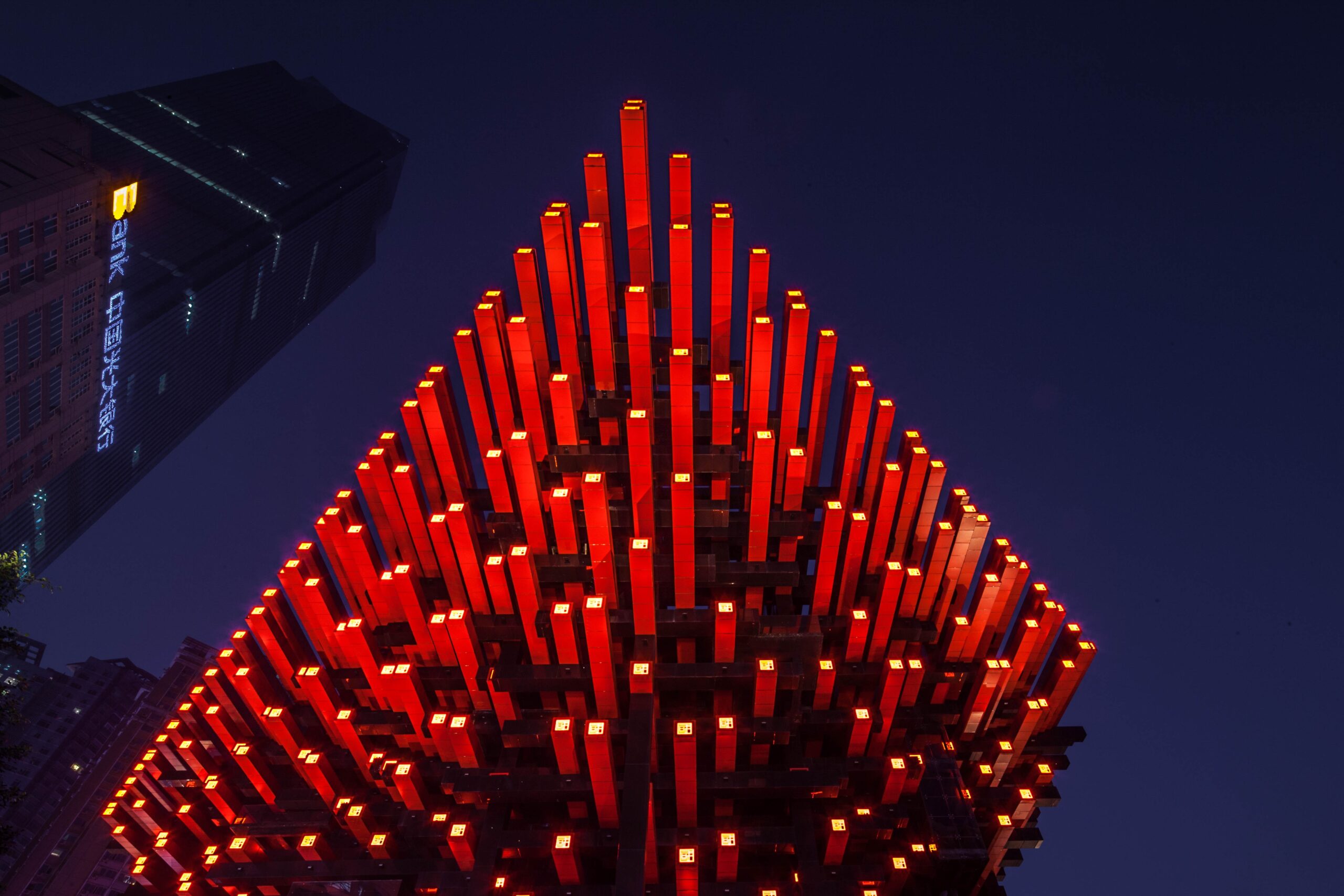 5 Exterior Architectural Illumination Projects Sure to Take Your Breath ...