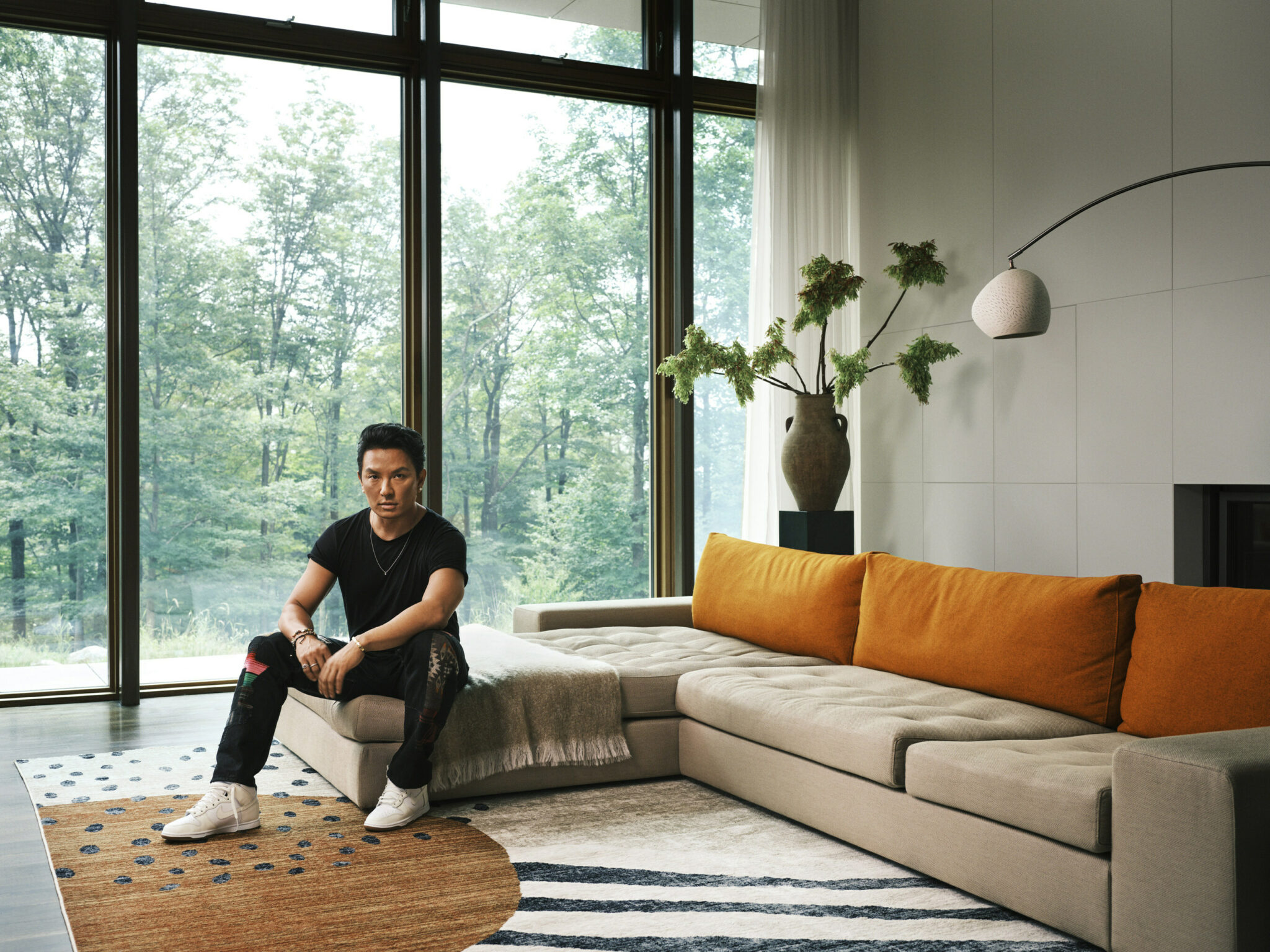 A Unique Rural Architecture Project Places a Contemporary Home Inside ...