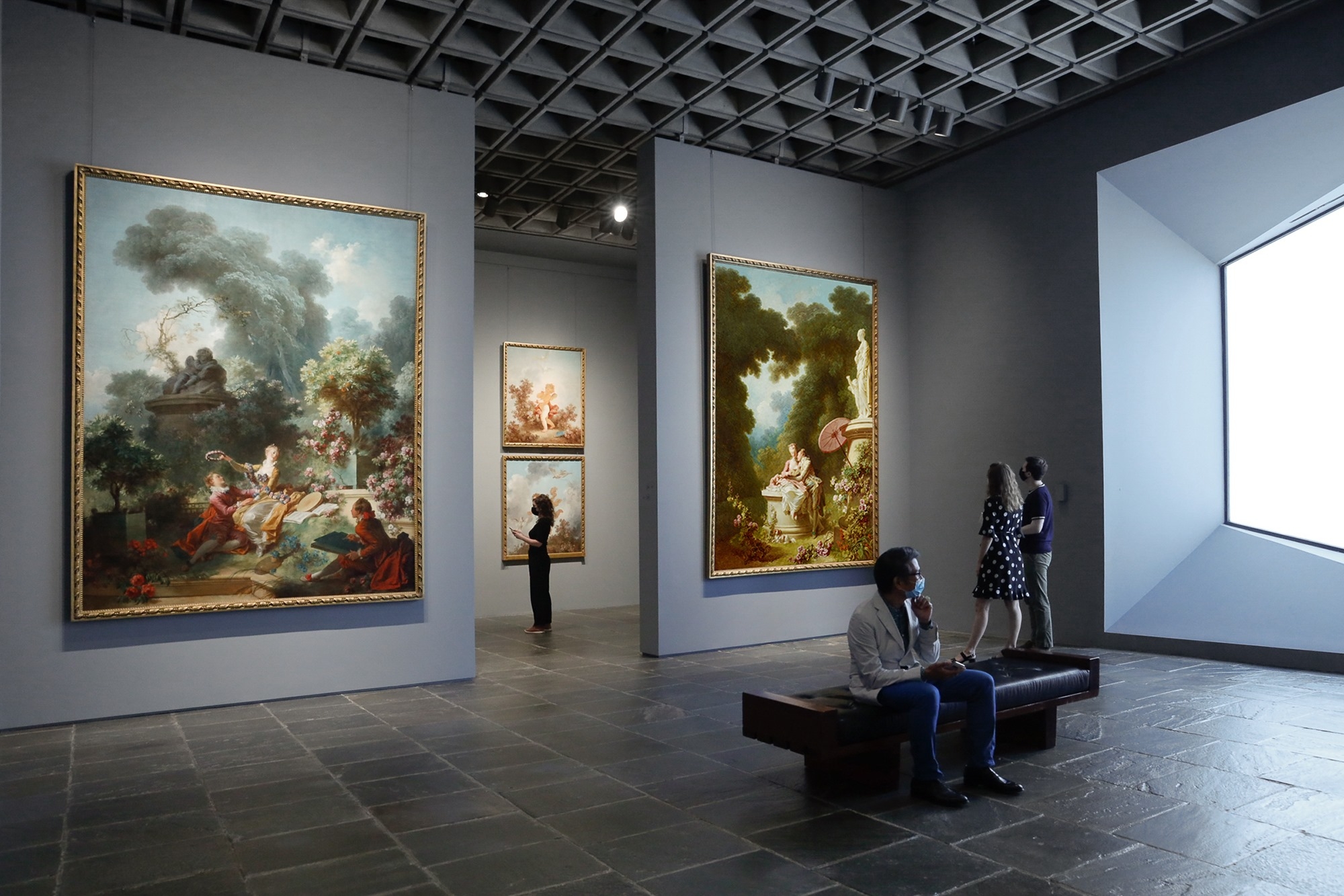 Lighting in Museums and Galleries: How Illumination Enhances Art ...