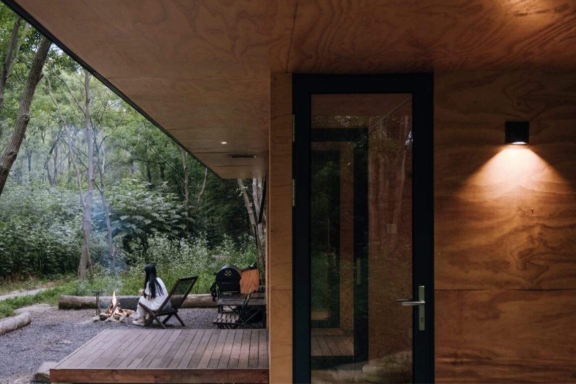 The Ark Cabin’s Fusion of Minimalist Design and Sustainability - D5 ...