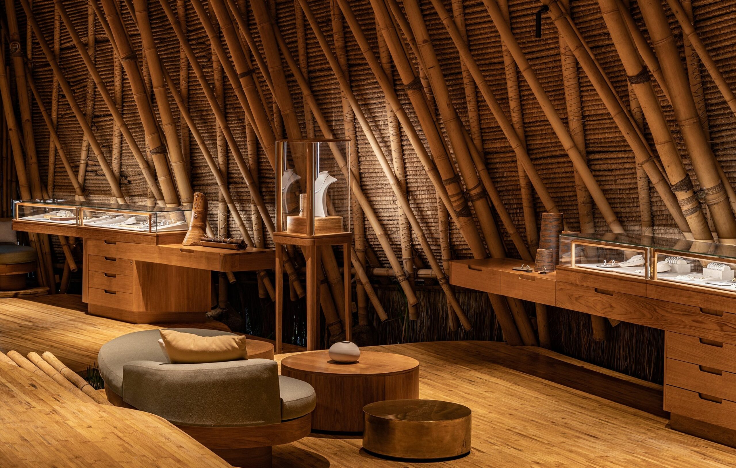 Discover 5 Unique Lighting Designs in Retail Stores Worldwide - D5 MAG ...