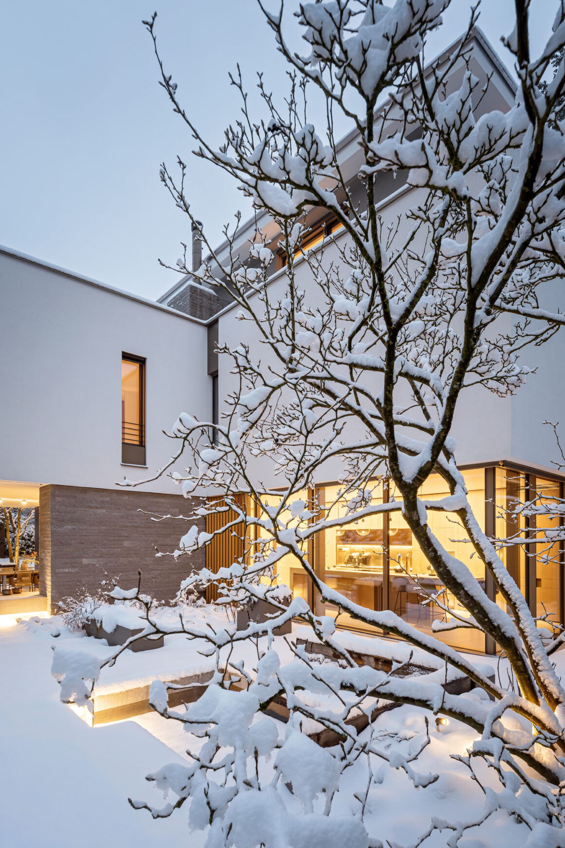 This Family Shares Their Zero-Seal House With Nature - D5 MAG – Design ...