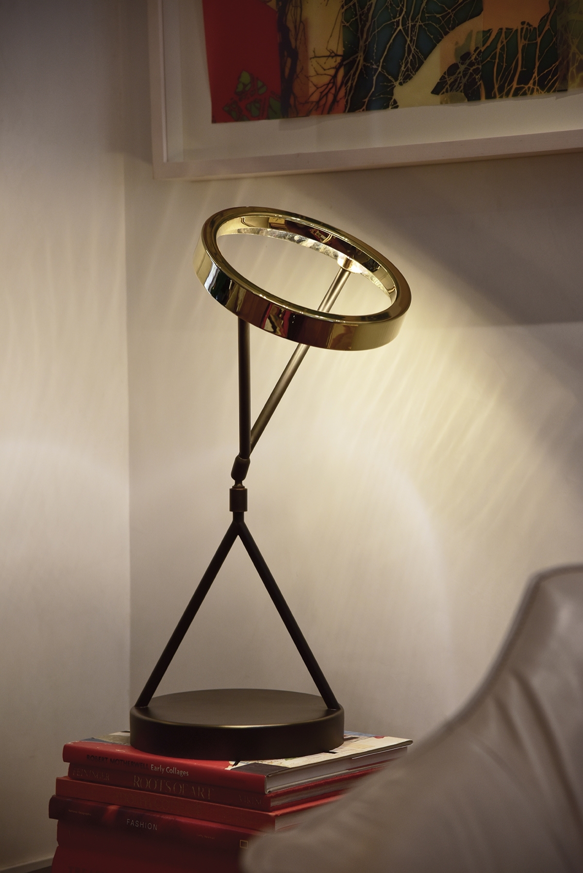 The Eternity Lights: Art or Just a Pretty Lamp? - D5 MAG – Design Magazine