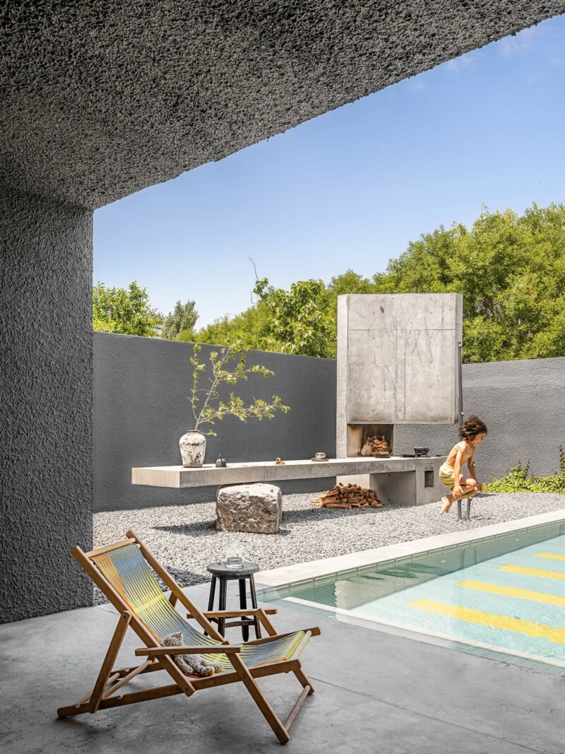 How guò bàn er Transformed Concrete into Culinary Magic - D5 MAG ...