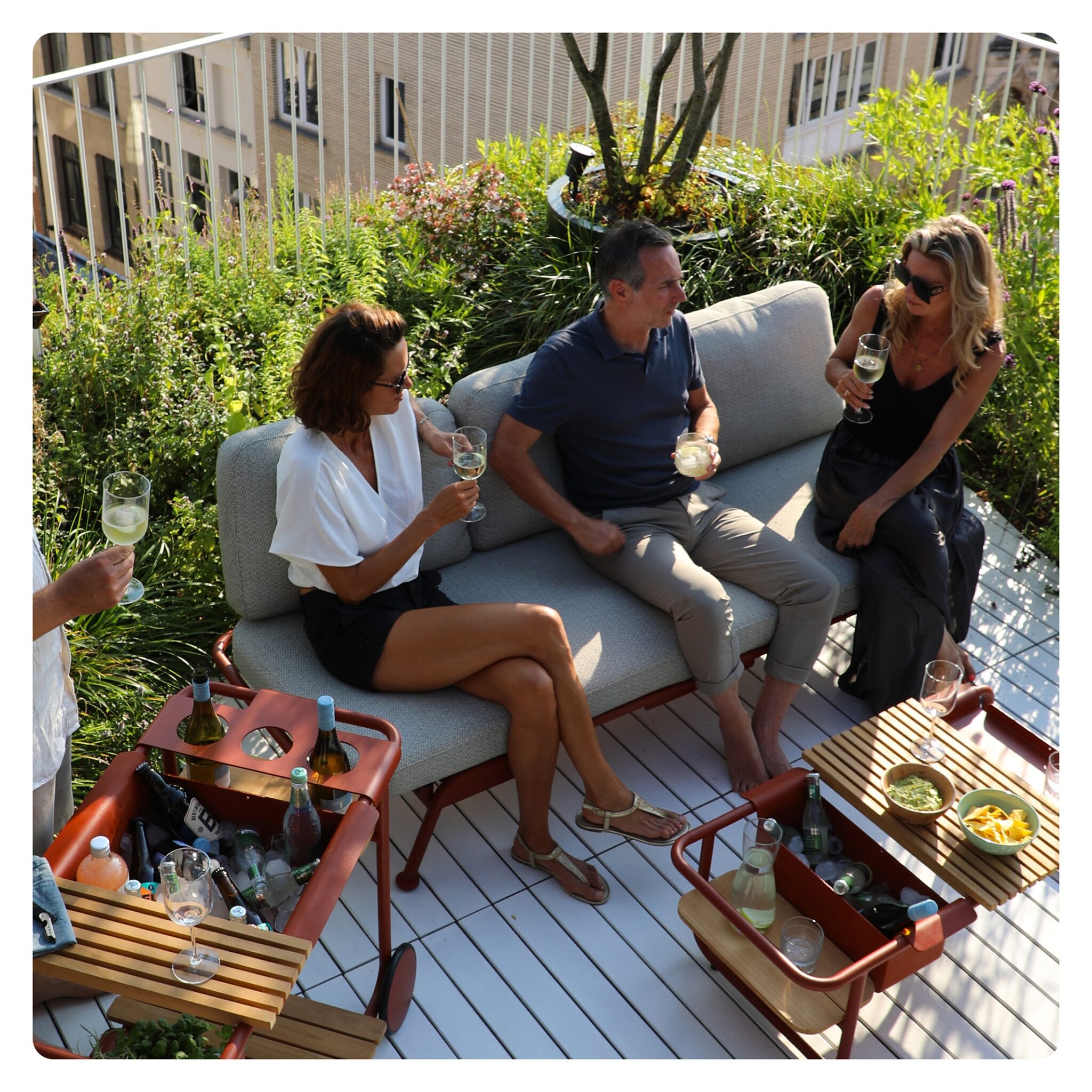 Robin Delaere’s Award-Winning Sunset Sunlounger Transforms into a Sofa in a Flash - D5 MAG ...