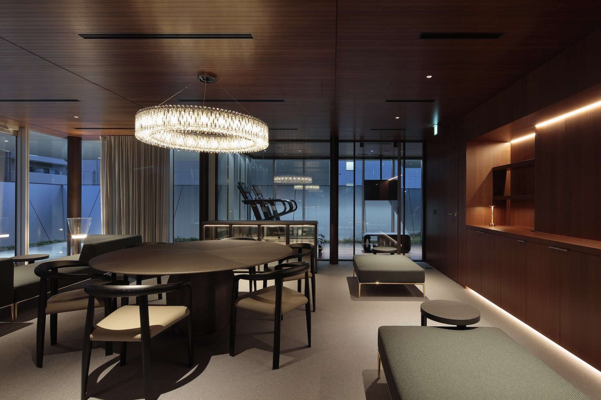 Monospinal Headquarters by Makoto Yamaguchi Design Brightens Tokyo and ...