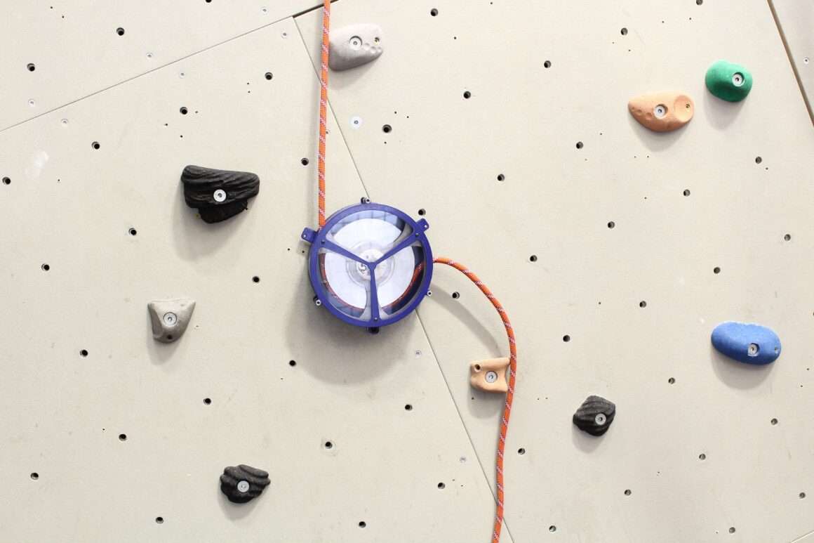 Meet Lead Solo, the Most Affordable Lead Auto-Belay Any Climber Can ...