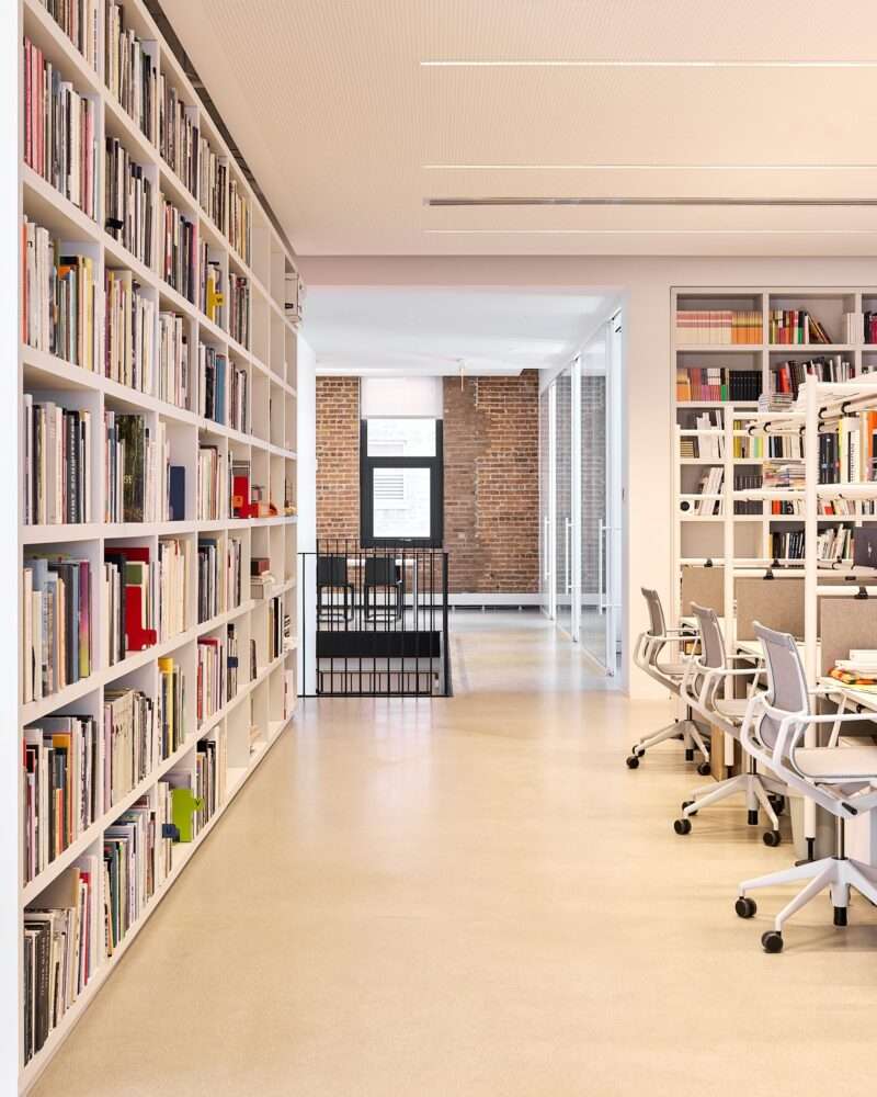 Lighting Design Transformed the Interiors of David Zwirner’s New York ...