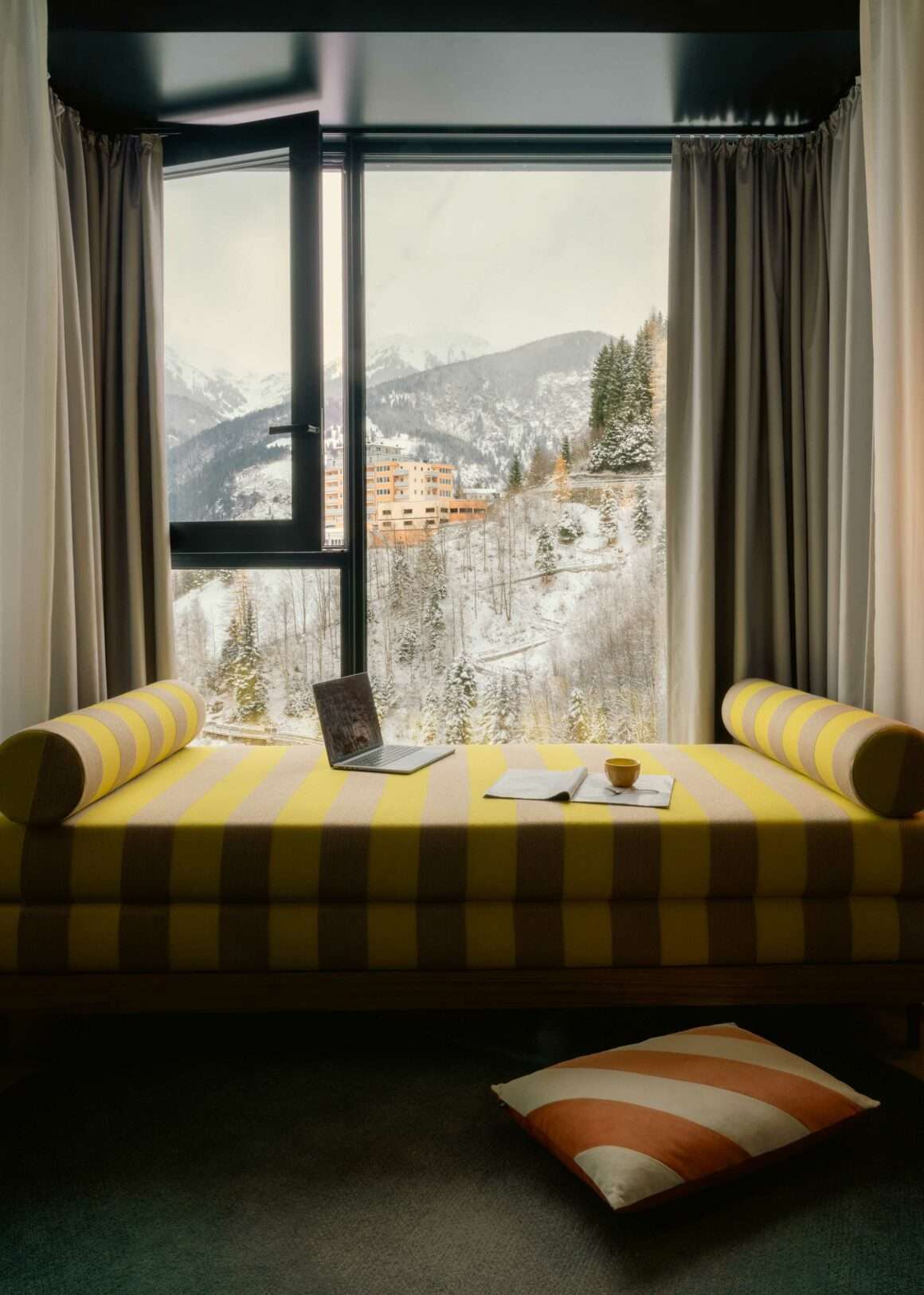 The Renovation and Quirks of The Bathing Palace - D5 MAG – Design Magazine
