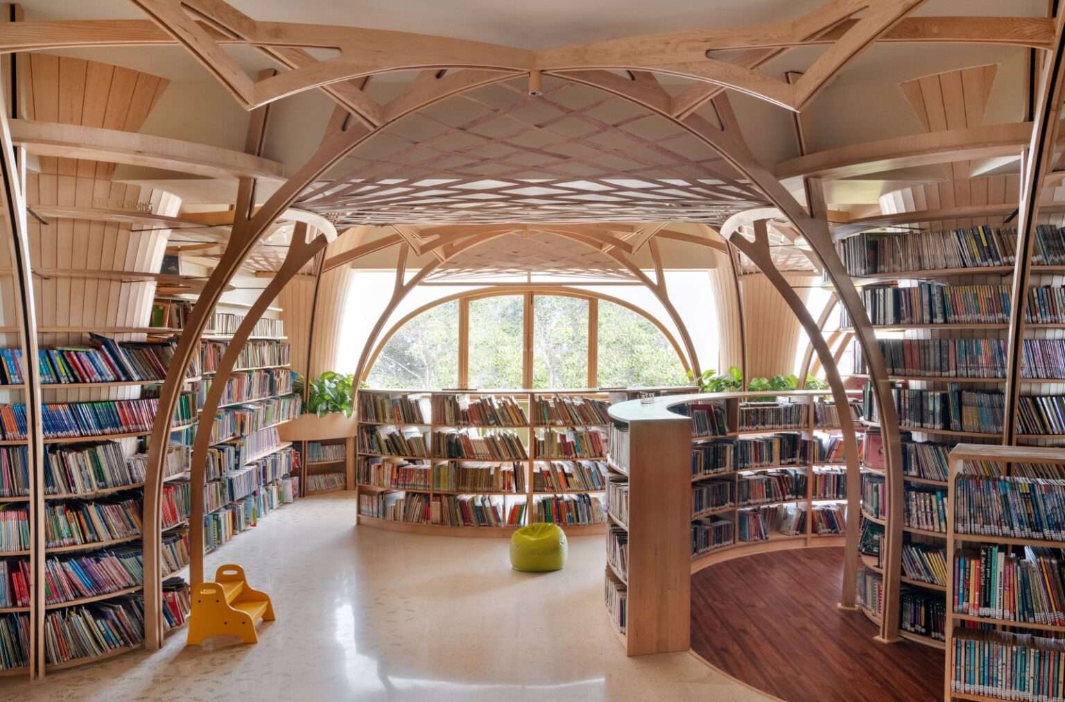 Lose Yourself in This “Forest of Knowledge” Library in Mumbai - D5 MAG ...