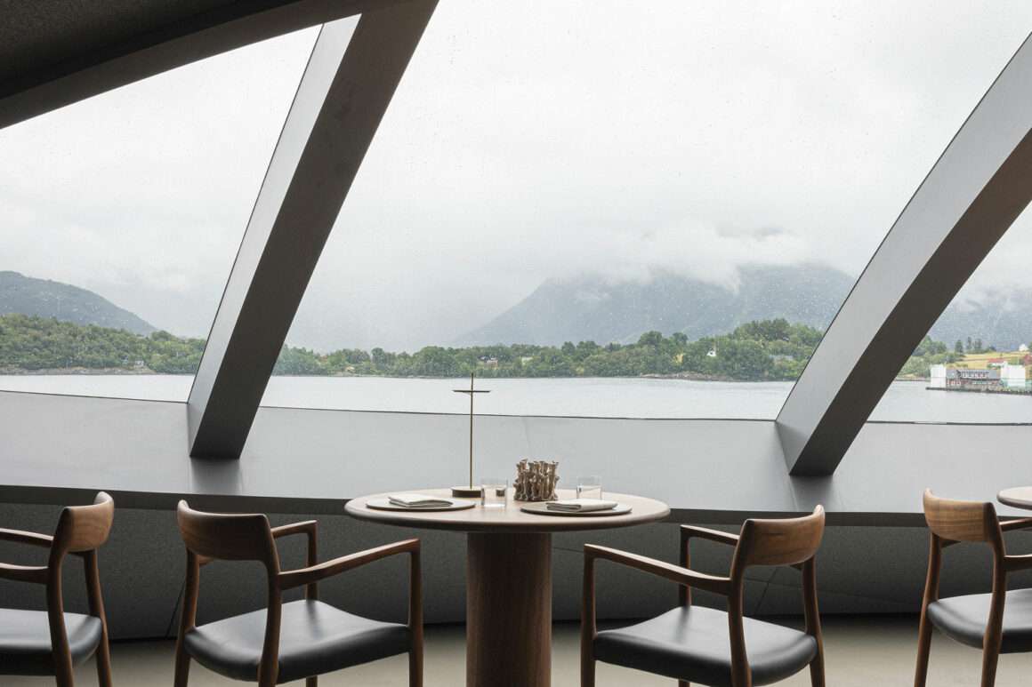 Explore Iris, Norway’s Floating Michelin-Star Restaurant - D5 MAG ...