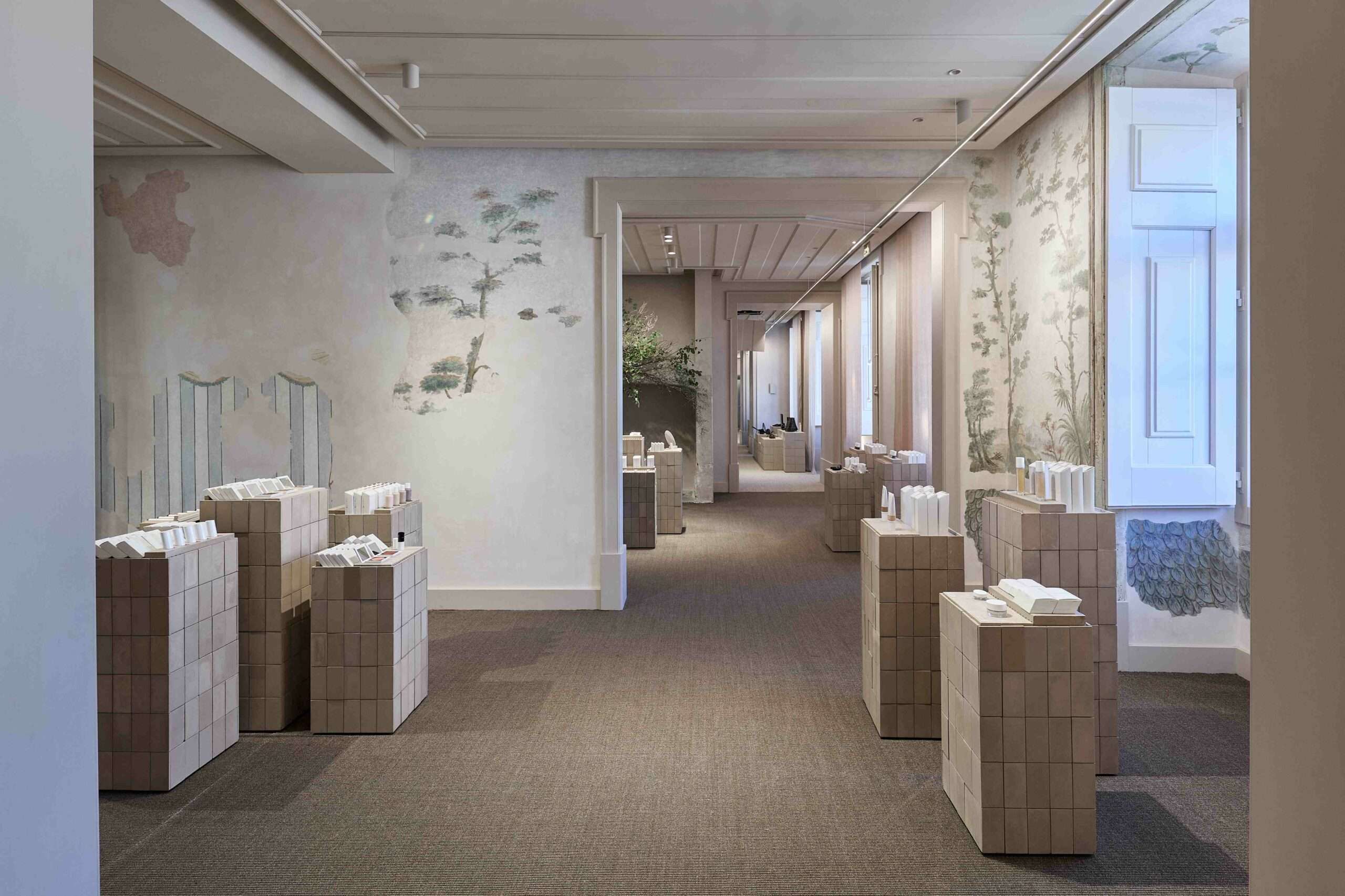 The World’s Second-Largest Zara Store Opens in Lisbon’s Historic Rossio ...