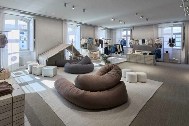 The World’s Second-Largest Zara Store Opens in Lisbon’s Historic Rossio ...