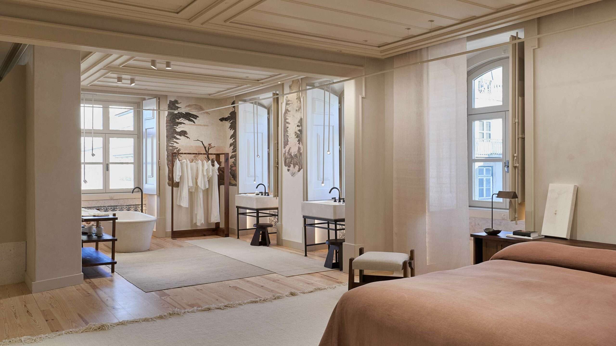 The World’s Second-Largest Zara Store Opens in Lisbon’s Historic Rossio ...