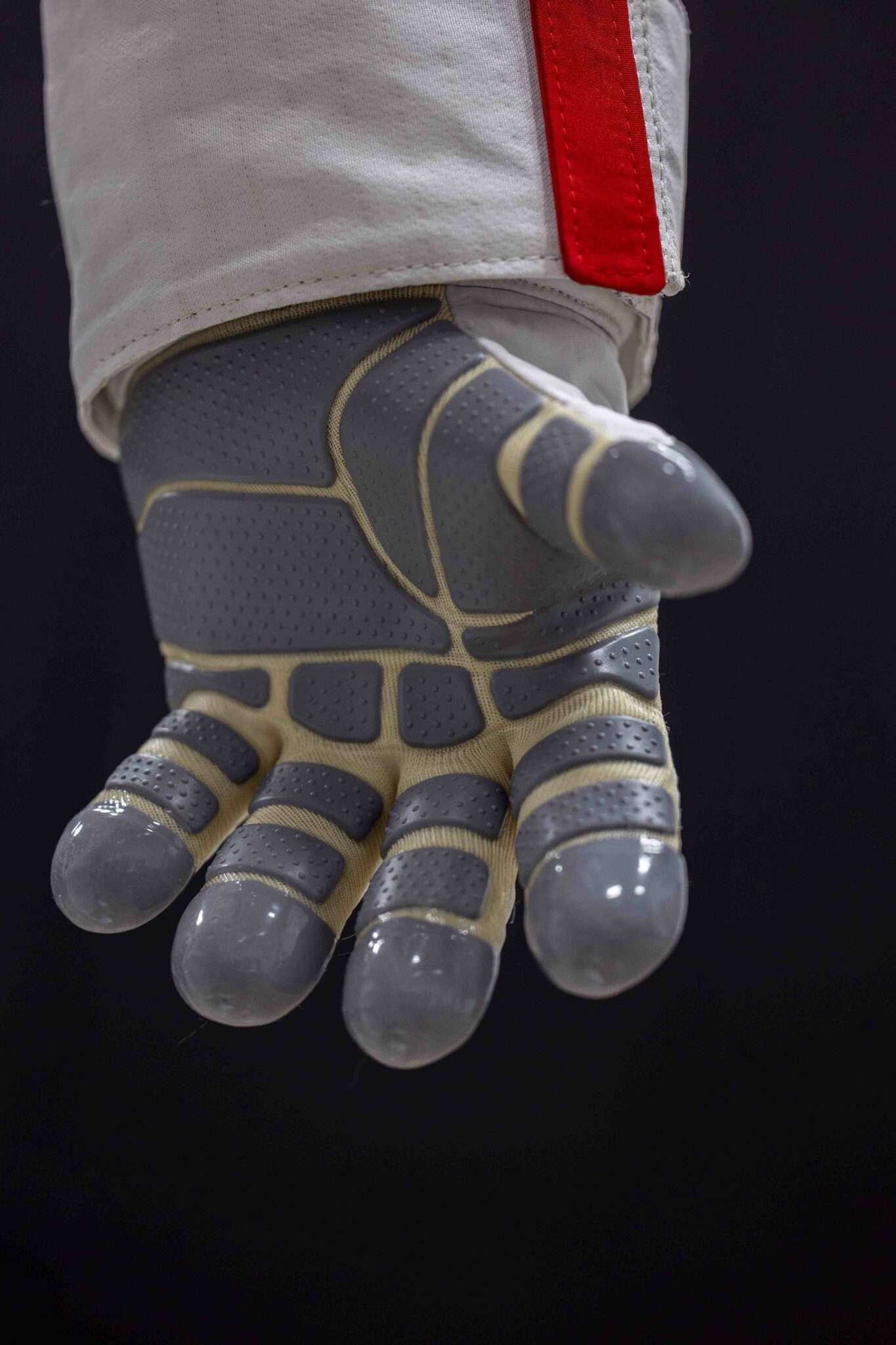 How Prada and Axiom Space Designed NASA’s Most Advanced Spacesuit - D5 ...