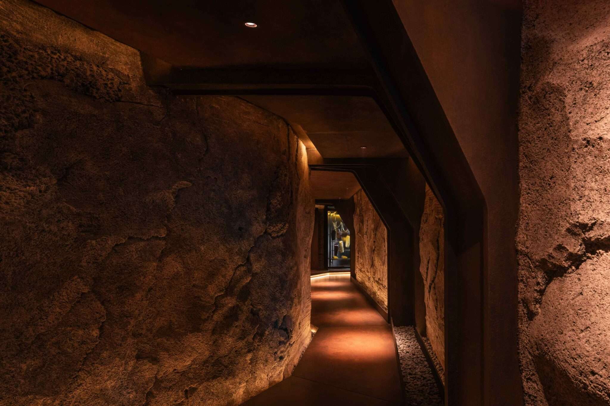 A Cave-Like Restaurant For A Unique Dining Out Experience - D5 MAG ...