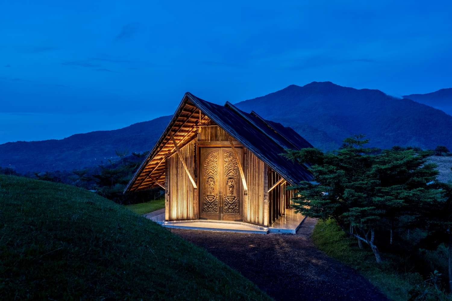 Bamboo and Light Shape a Chapel That Breathes with Nature - D5 MAG ...