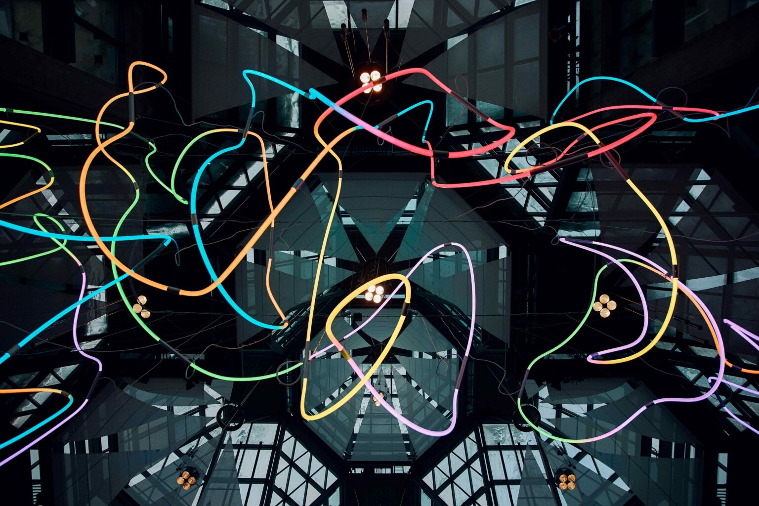 Famous Lighting Designers Who Still Impact Current Trends - D5 MAG ...