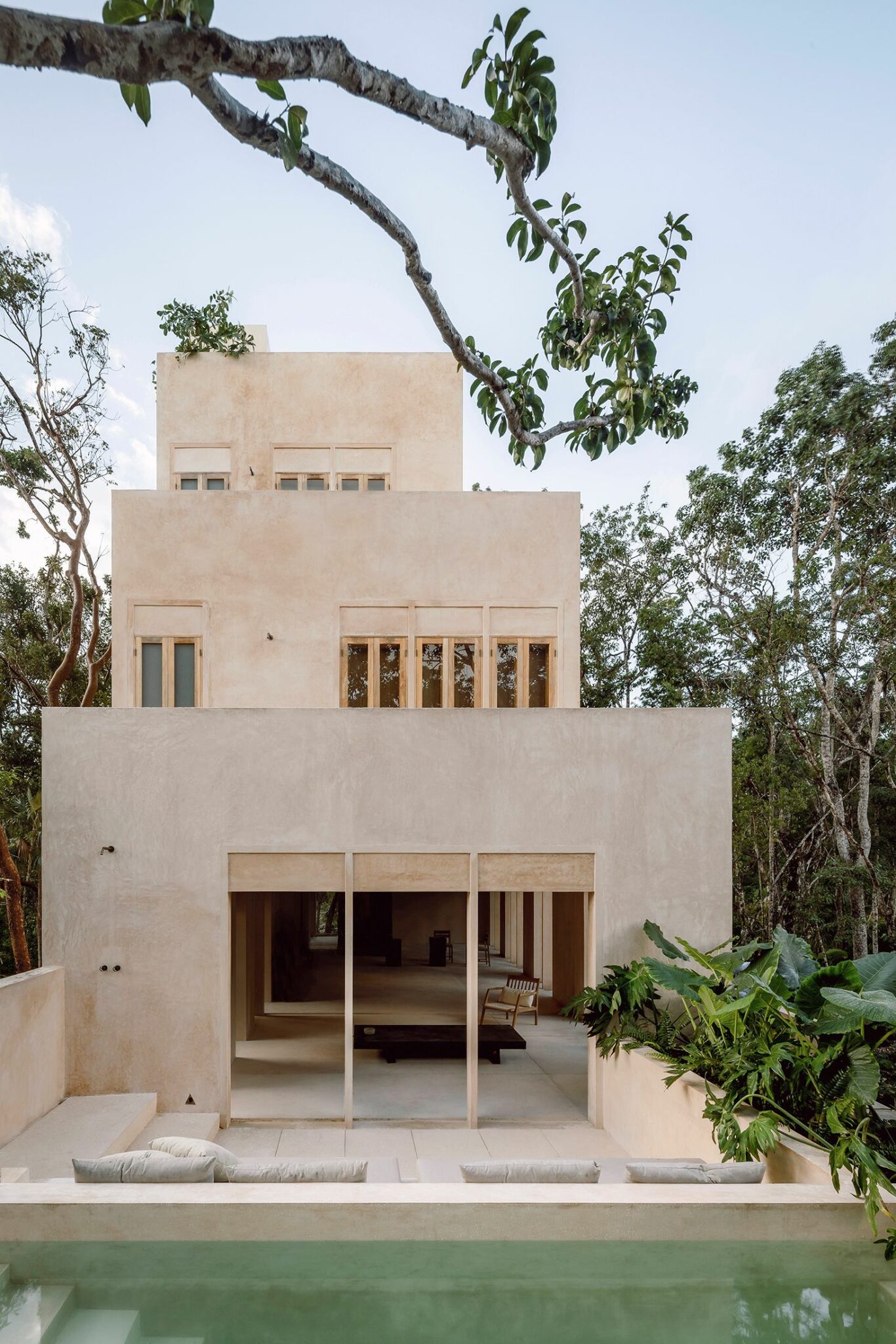 The World’s Second-Largest Zara Store Opens in Lisbon’s Historic Rossio ...