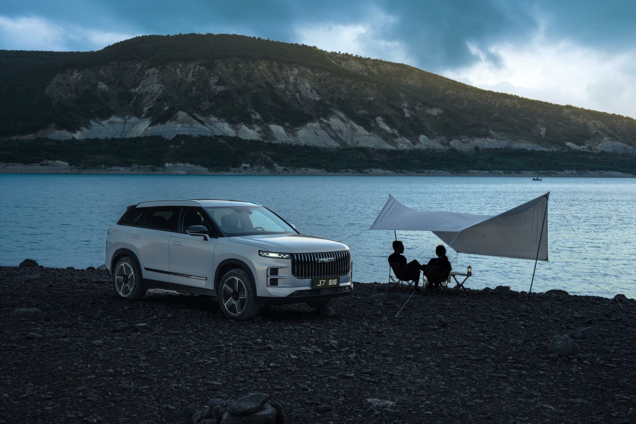 JAECOO’s Chinese Range Rover Forces Us to Rethink Who Owns Luxury - D5 ...