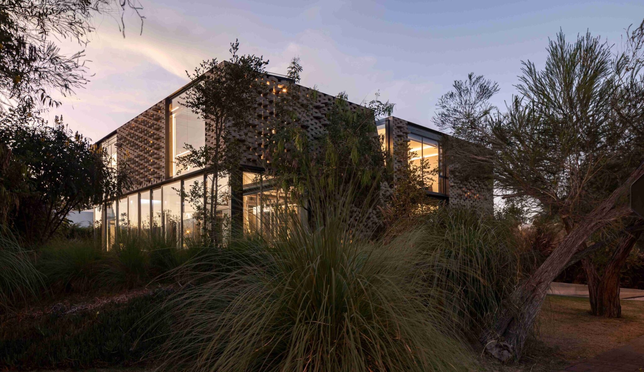 A House in the Andes: Architecture Born from the Land - D5 MAG – Design ...