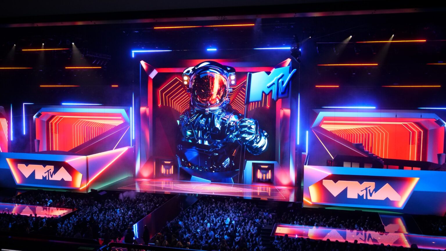 Top 10 Lighting Design Schools Enlightening the World - D5 MAG – Design ...