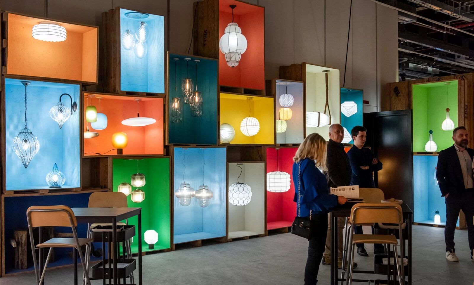 Famous Lighting Designers Who Still Impact Current Trends - D5 MAG ...