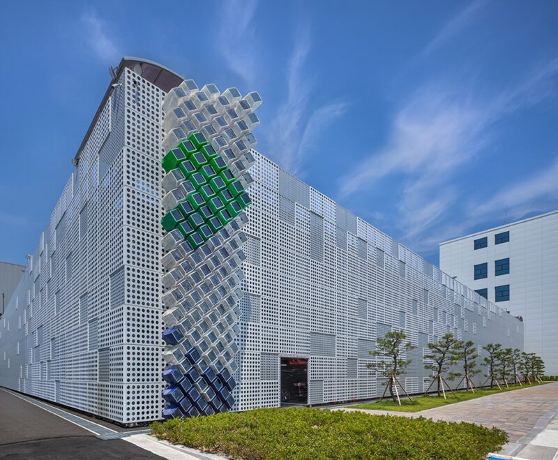 Building in the Wild: A Conversation on How Prefabricated Homes Are ...